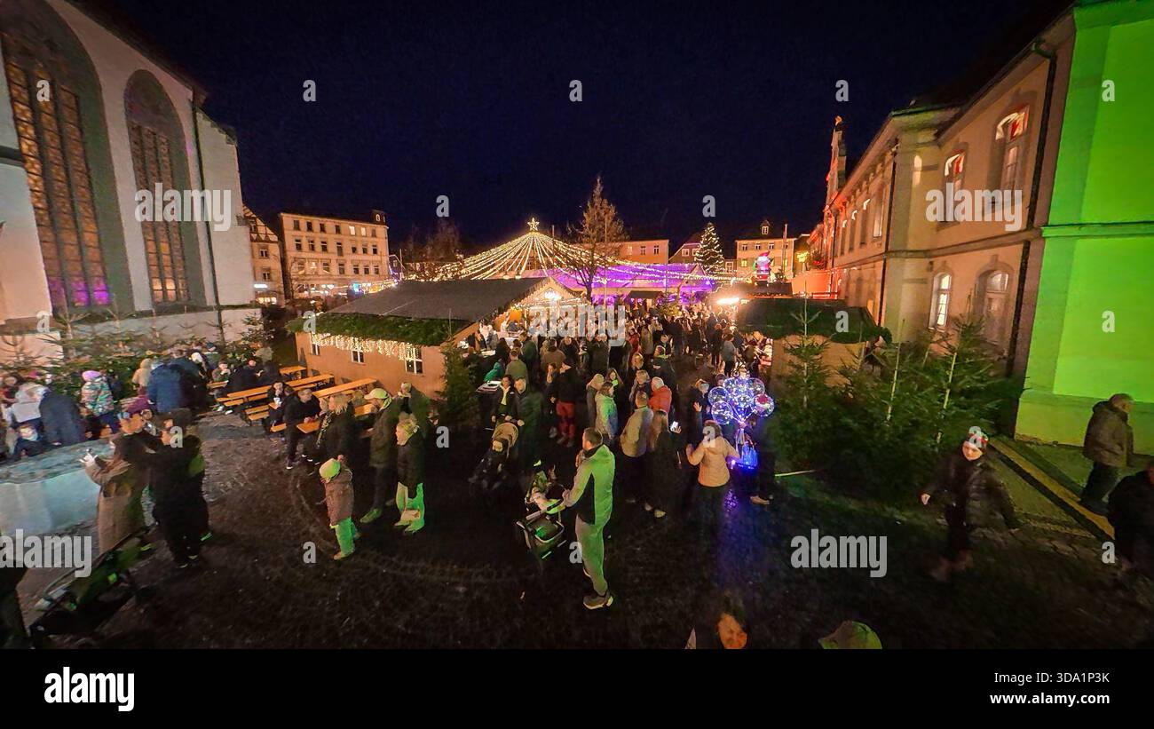 Weihnachtsmarkt, rund um den historischen Rathausplatz. Lippstadt ...