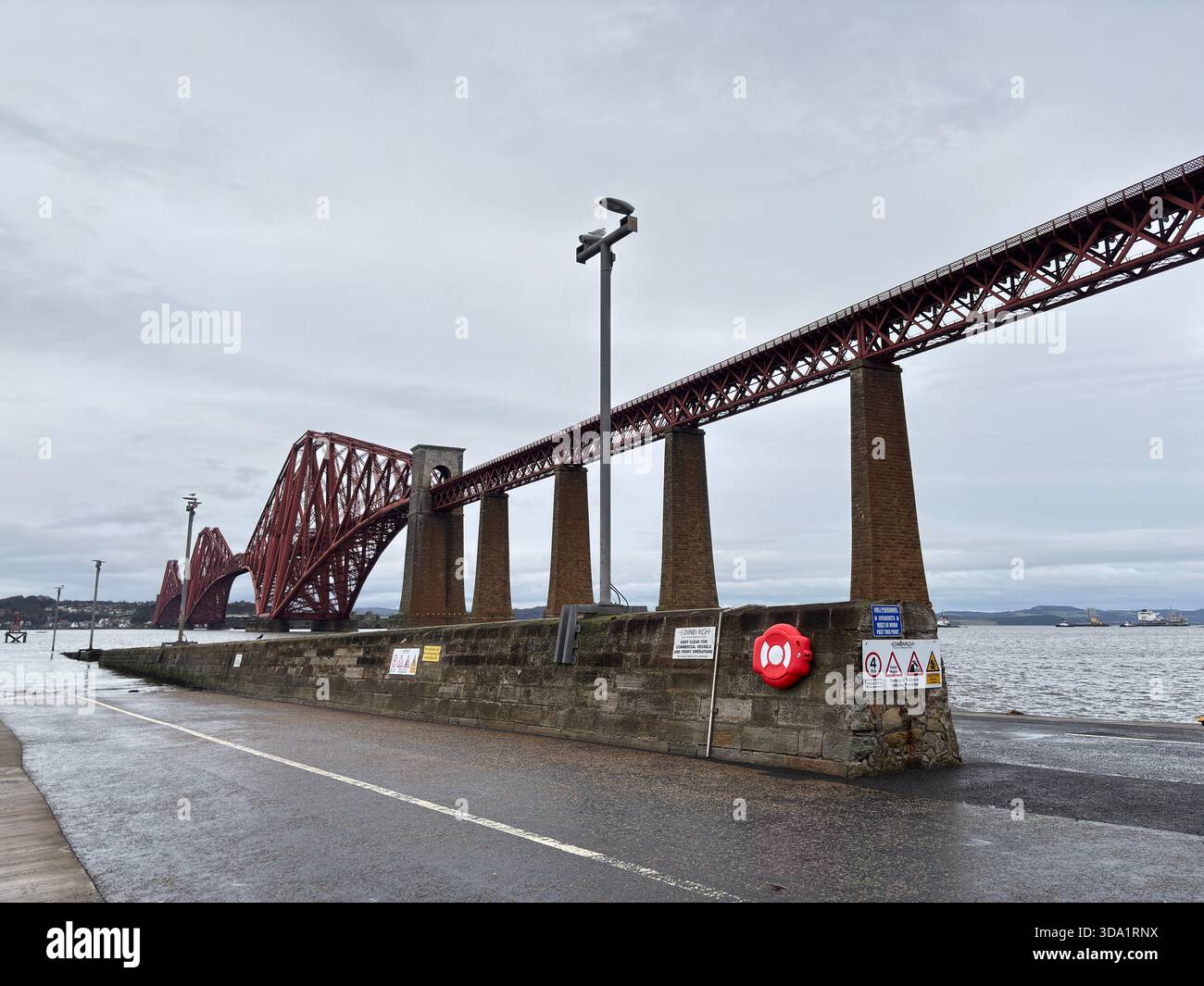 Landscape views of Forth Rail Bridge cantilever railway crossing wide ...