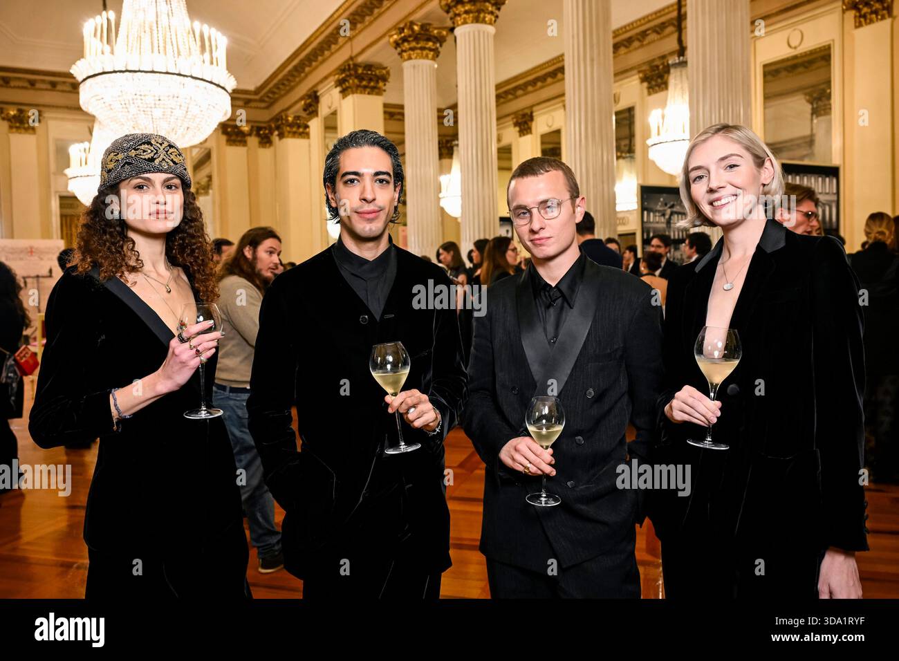 Sofia Balbino , Amir Capogrossi , Tommaso Palamin , Julia Ronnqvist ...