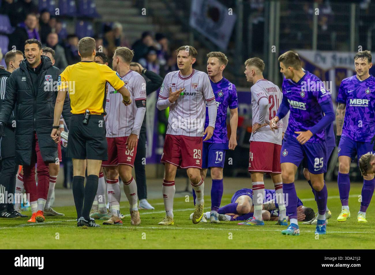 Aue, Germany December 7, 2025: 3. League - 2025/2026 - FC Erzgebirge ...