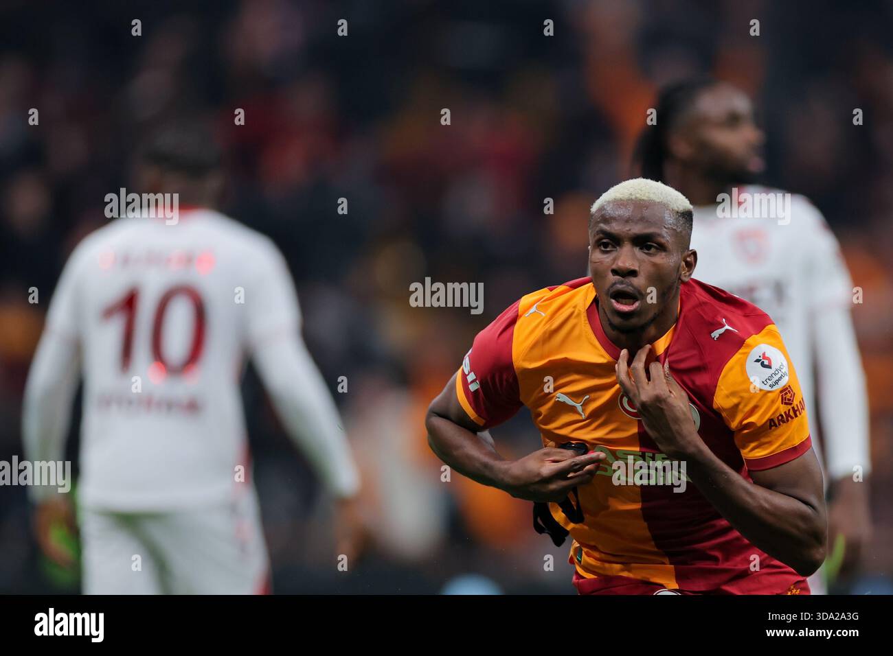 ISTANBUL, TURKEY - DECEMBER 5: Victor Osimhen of Galatasaray SK ...