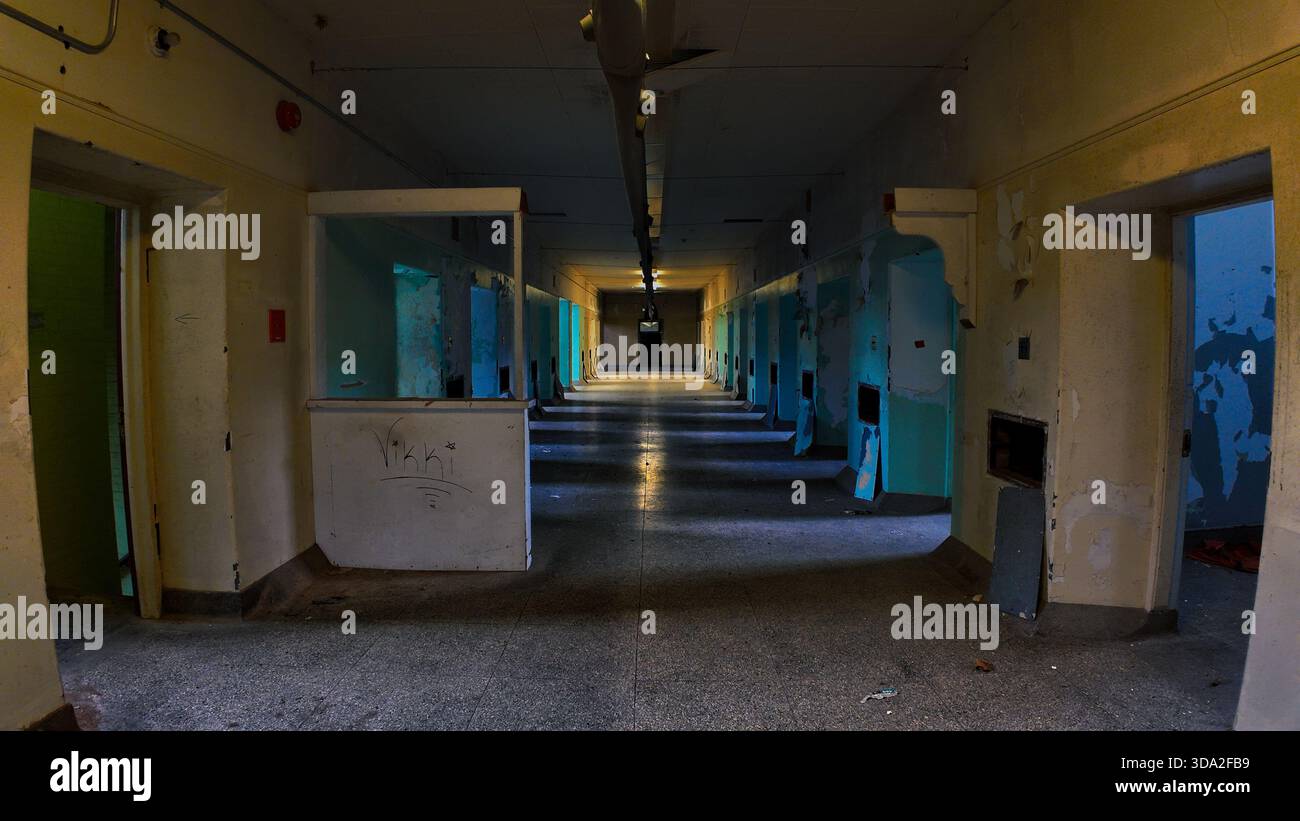 Cellblock architecture hi-res stock photography and images - Alamy