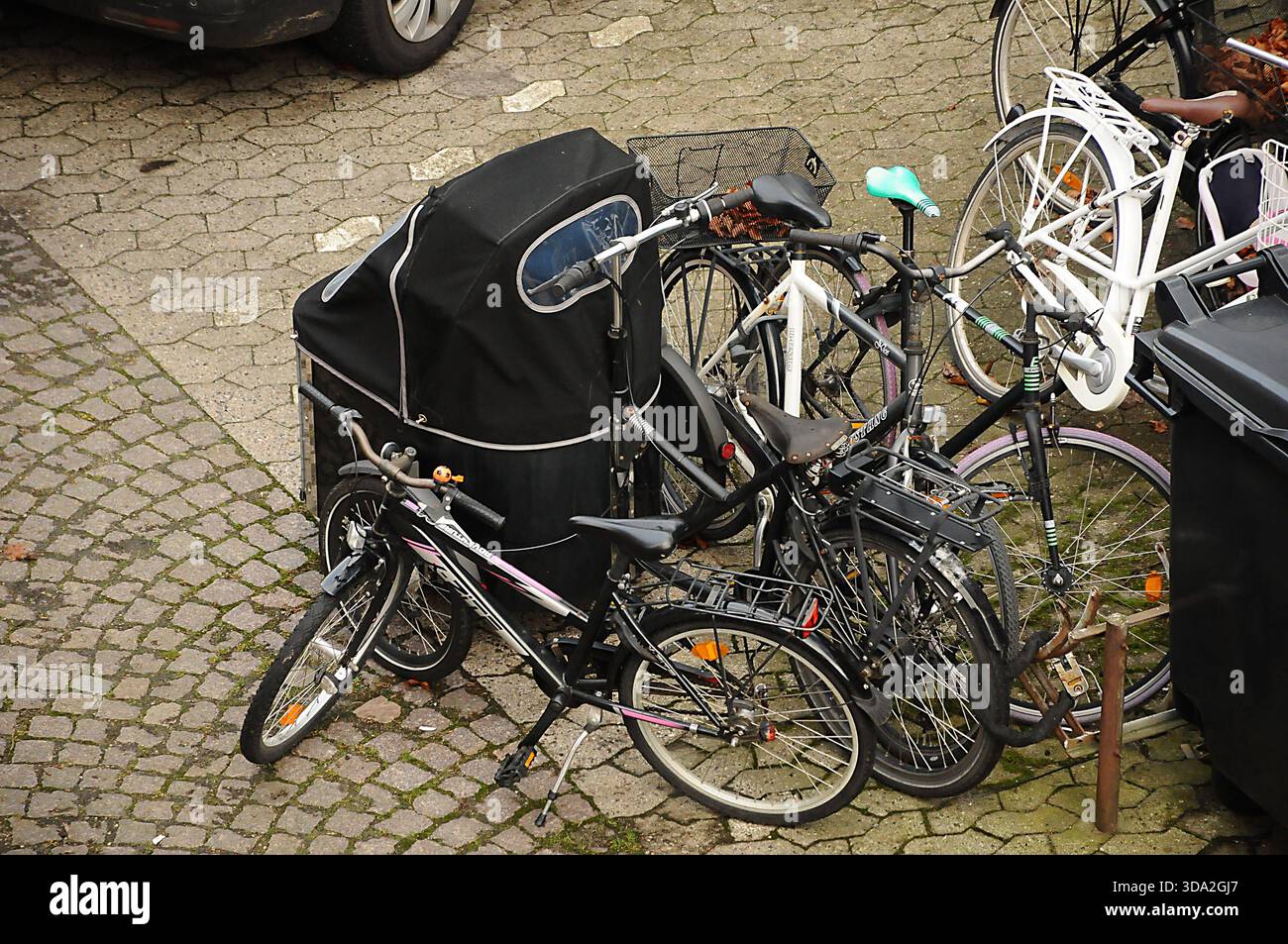 Copenhagen/ Denmark/8 december 2025 /cargo bIkes in sanish capital ...