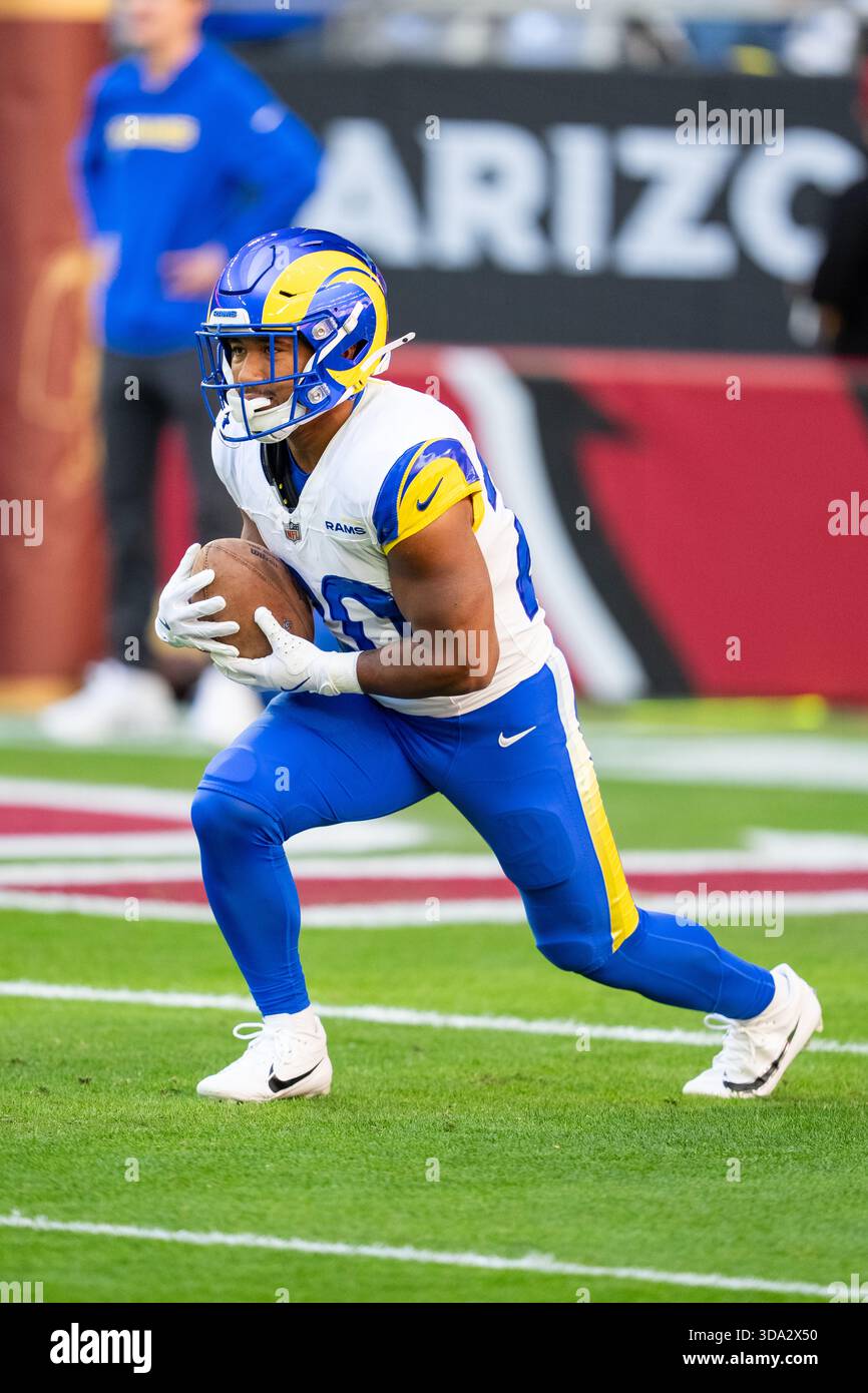 Los Angeles Rams running back Ronnie Rivers (20) warms up before an NFL ...