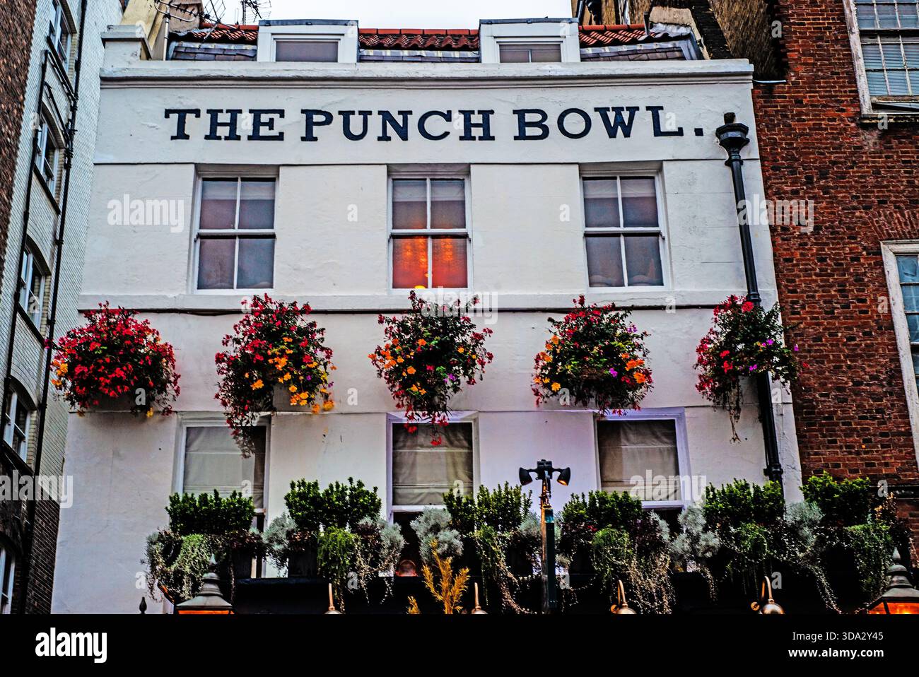 The Punch Bowl Pub, South Street, Mayfair, London, England Stock Photo ...