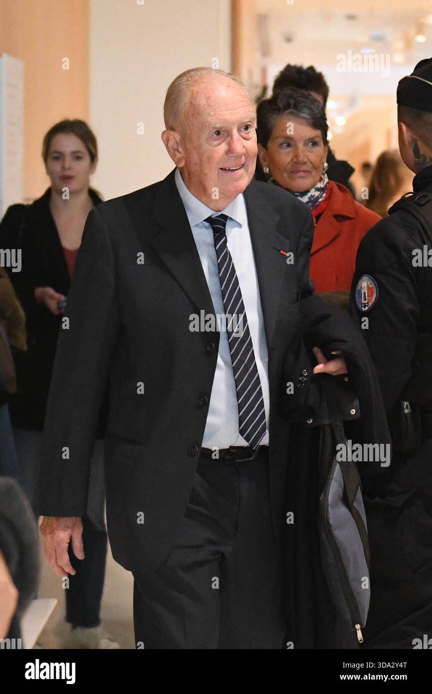 Professor Henri Joyeux is on trial for conducting "unauthorized" clinical experiments. Four ...