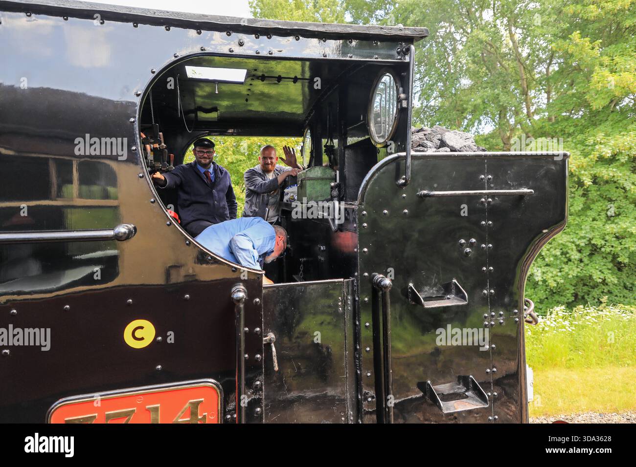 Steam engine No. 7714 is a GWR 5700 Class "Pannier Tank" locomotive ...