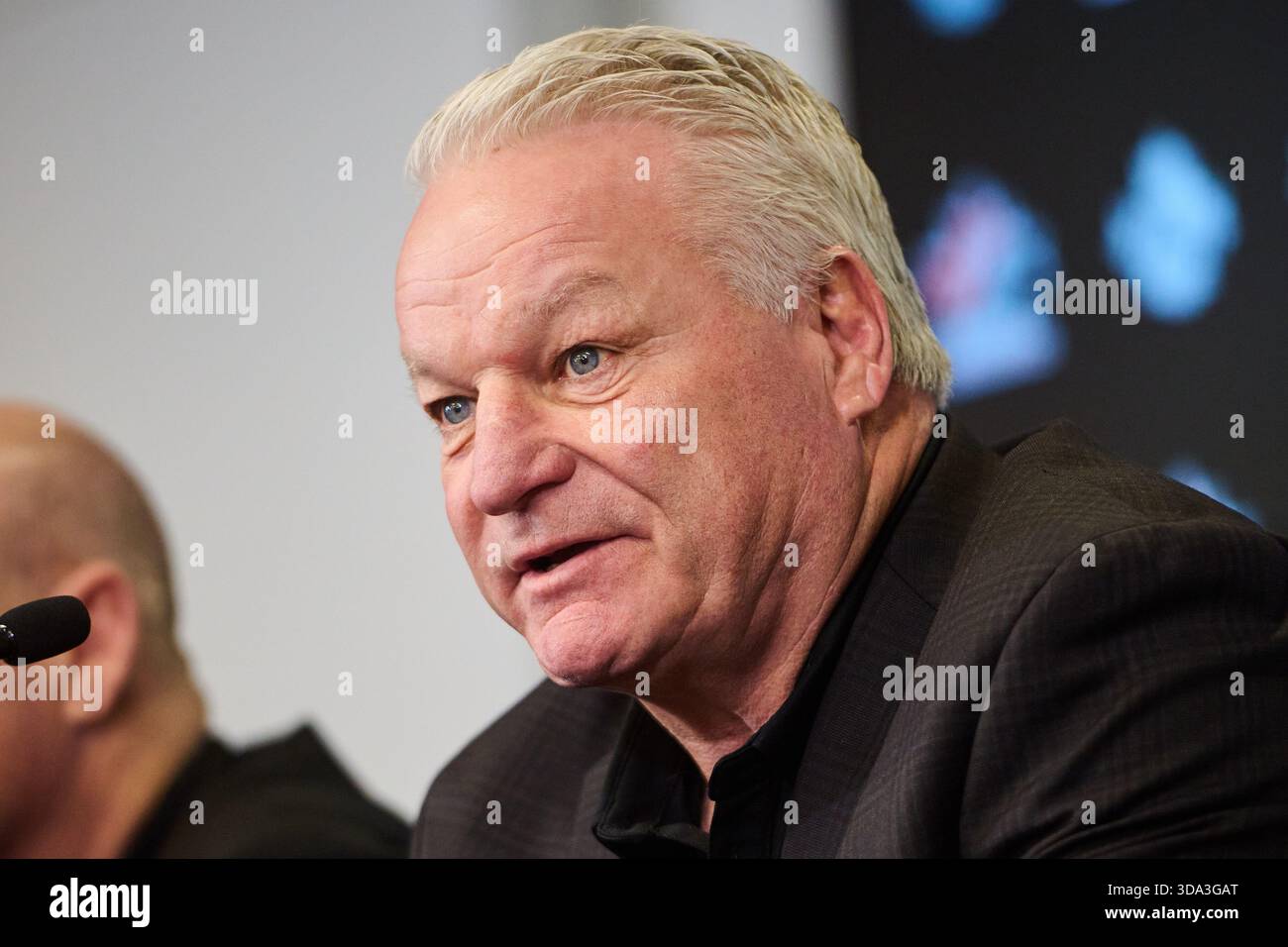 National Junior Team head coach Dale Hunter speaks at a press ...