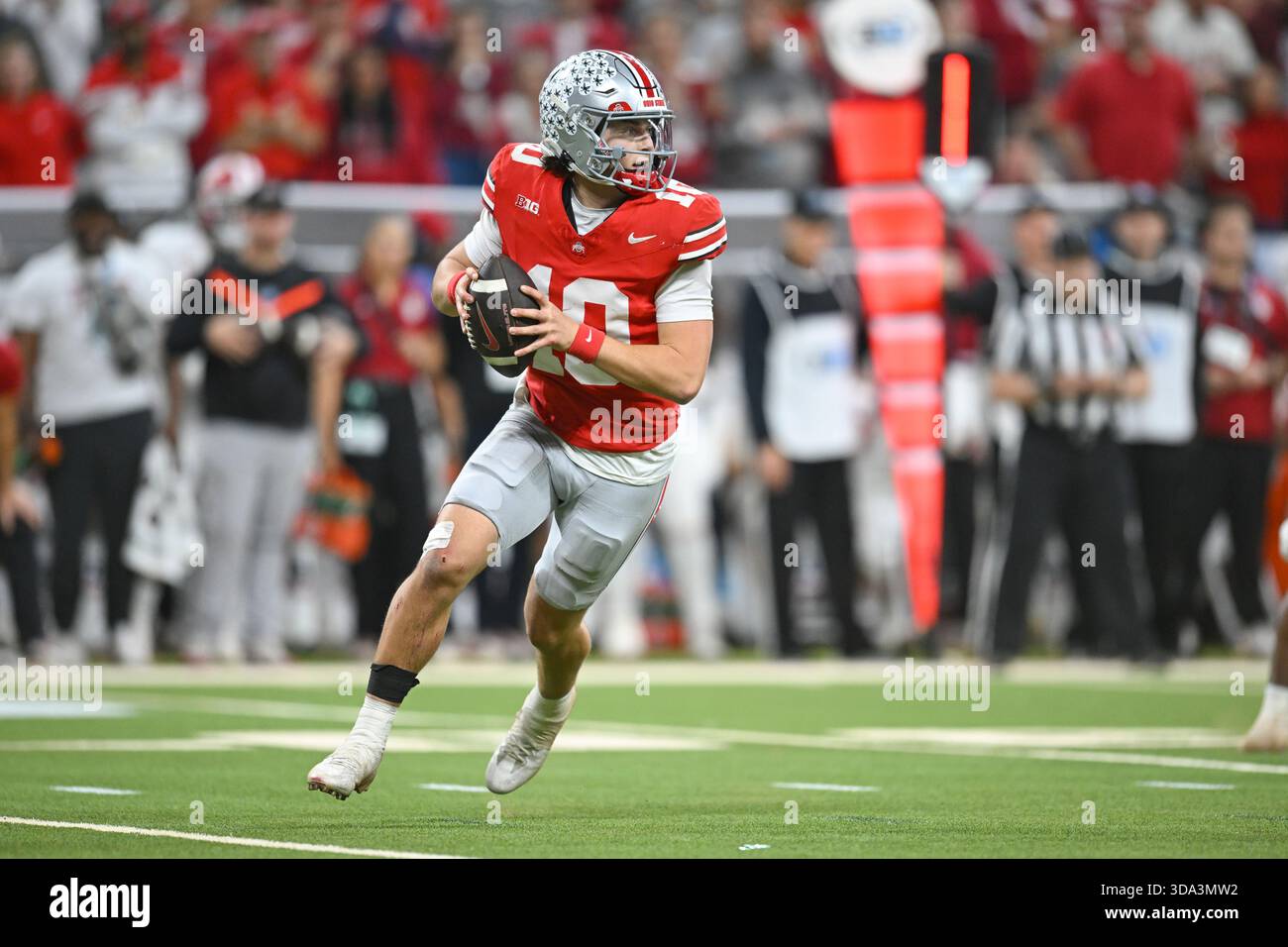 INDIANAPOLIS, IN - DECEMBER 06: Ohio State Buckeyes Quarterback Julian ...