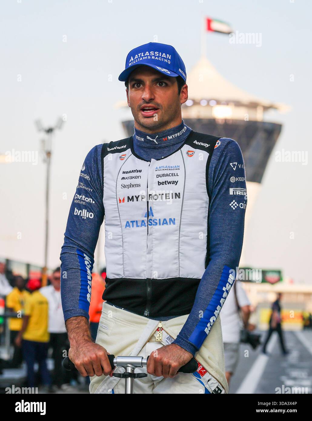 Carlos Sainz 55 (SPA), Williams FW47 scooter during Race Day at the ...