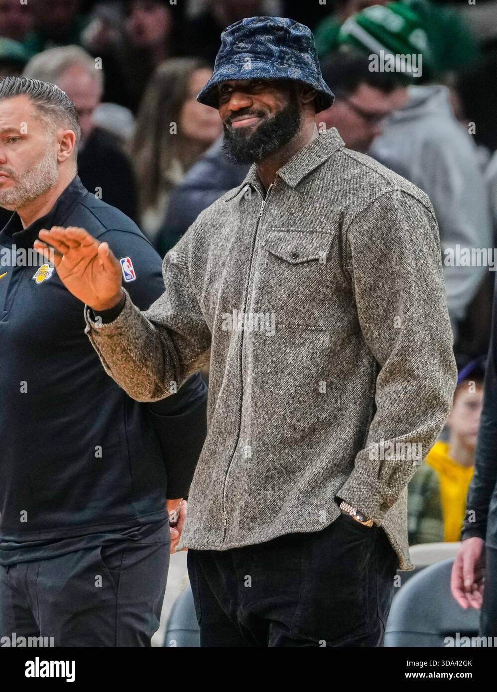 Los Angeles Lakers forward Lebron James waves during an NBA basketball ...