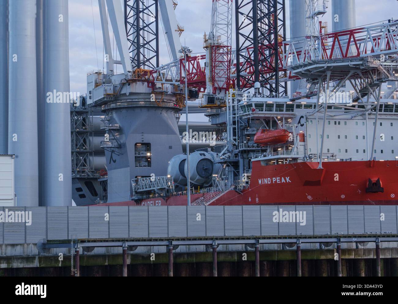 Hull, East Yorkshire. December 8th 2025 Wind Peak an offshore support ...