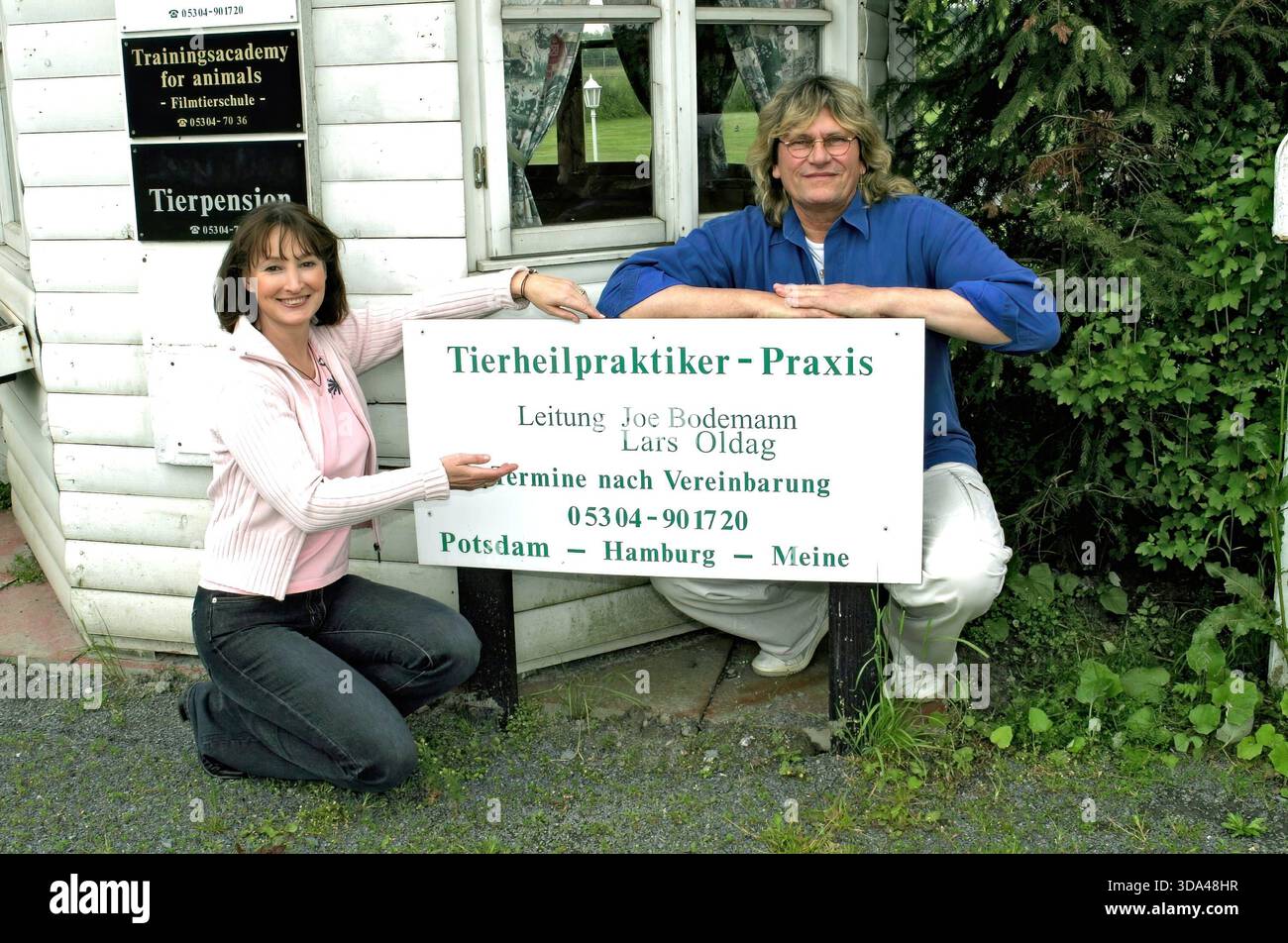 ARCHIV: Gaby Albrecht Sängerin Gaby Albrecht mit Tiertrainer Joe ...