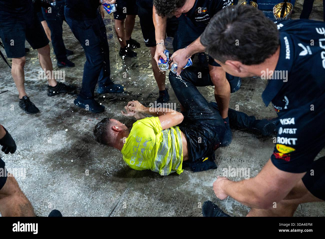 Red Bull mechanic gets showered with Red Bull cans, UAE, Formula 1 ...