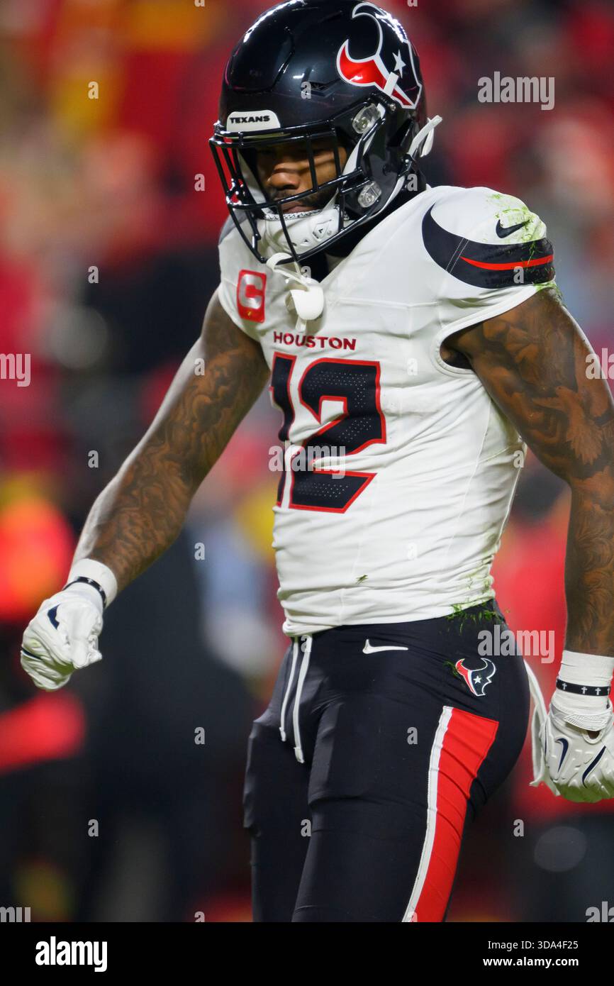 Houston Texans wide receiver Nico Collins celebrates a first down catch ...