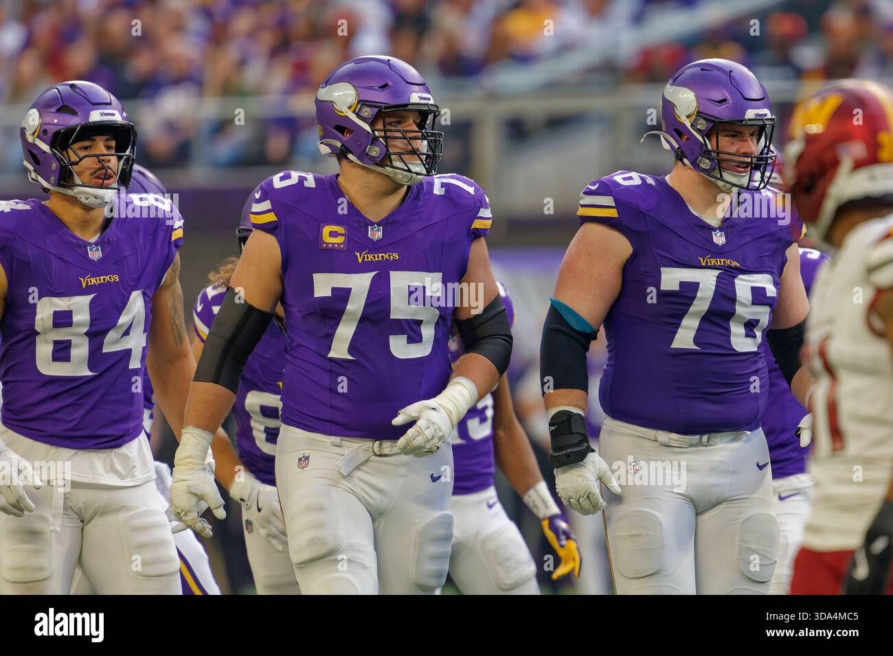 Minnesota Vikings Tight End Josh Oliver (84), Minnesota Vikings Tackle ...