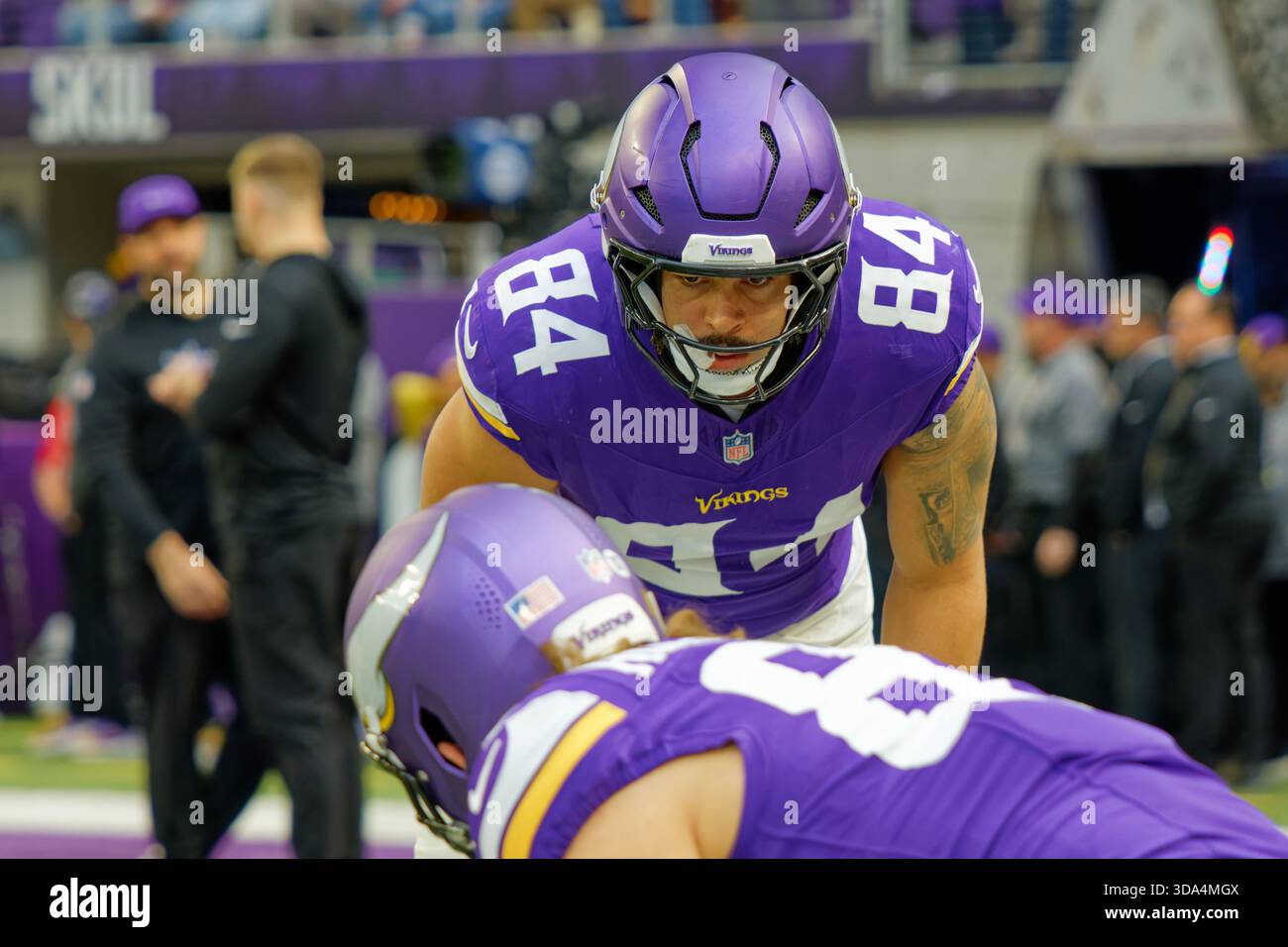 Minnesota Vikings Tight End Josh Oliver (84) in pre game warmups during ...