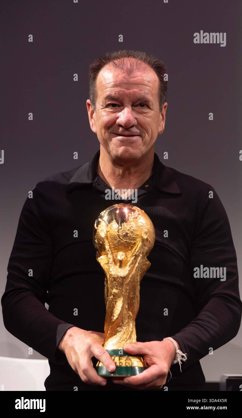 Dunga, captain of the Brazilian national team in the 1994 title, during ...