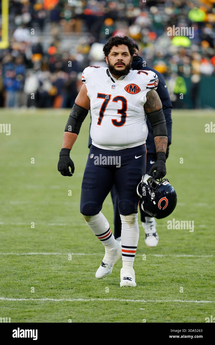 Chicago Bears guard Jonah Jackson (73) before an NFL football game ...