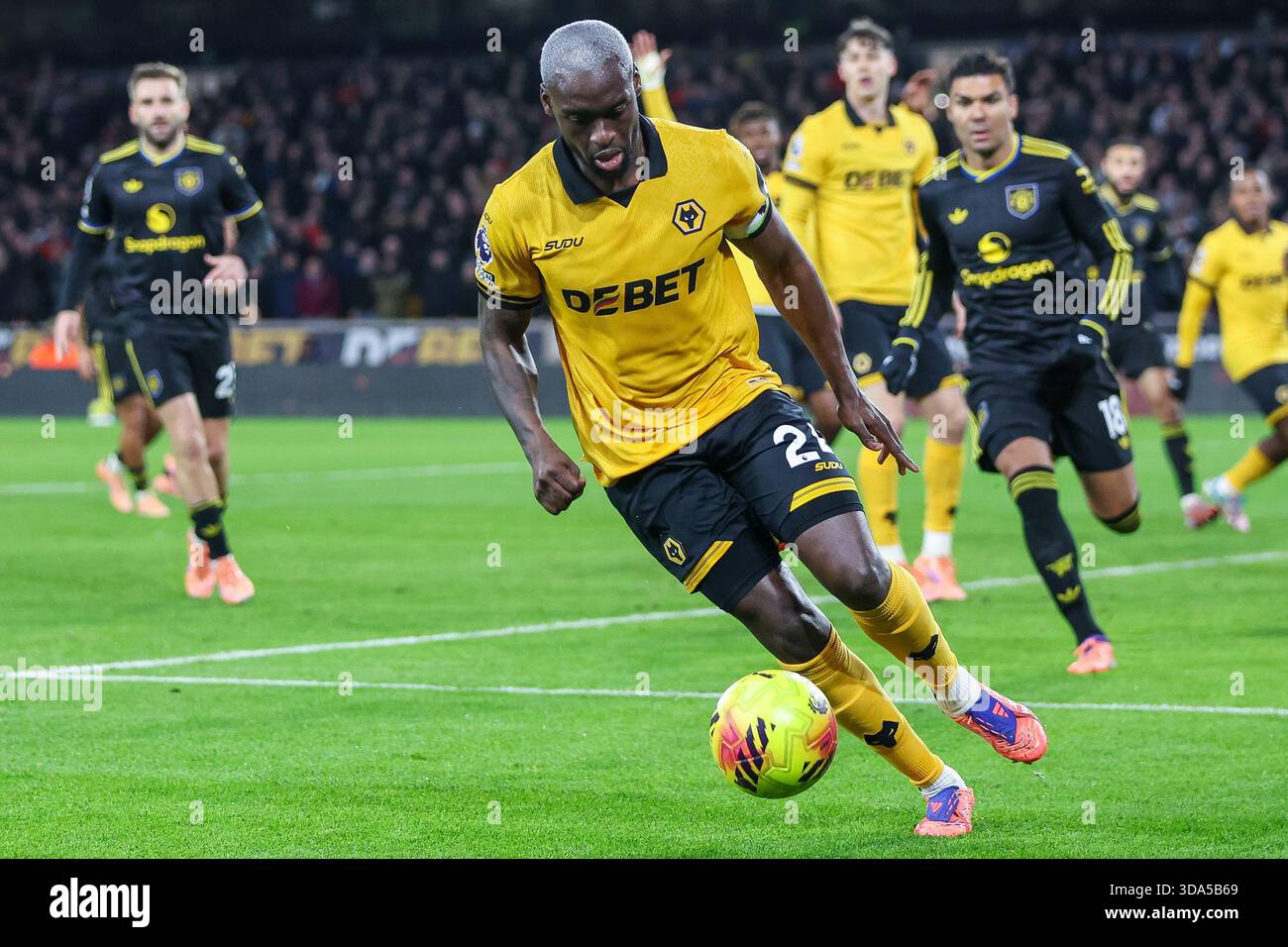 24, Toti of Wolverhampton Wanderers in attacking action during the ...