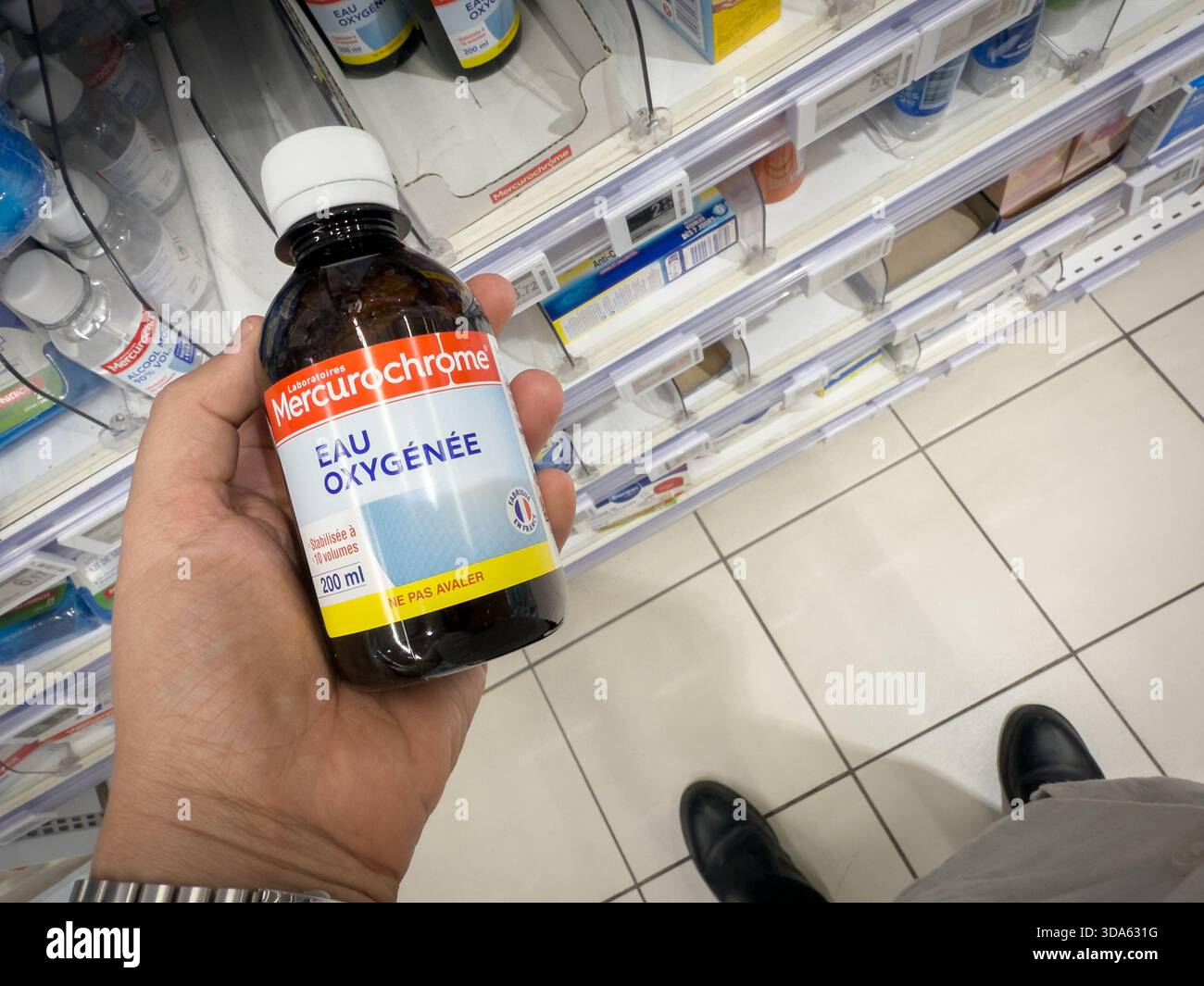 Mercurochrome logo hi-res stock photography and images - Alamy
