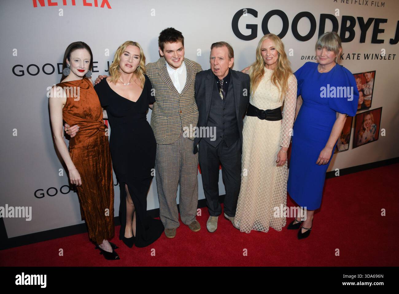(L-R) Andrea Riseborough, Kate Winslet, Joe Anders, Timothy Spall, Toni ...