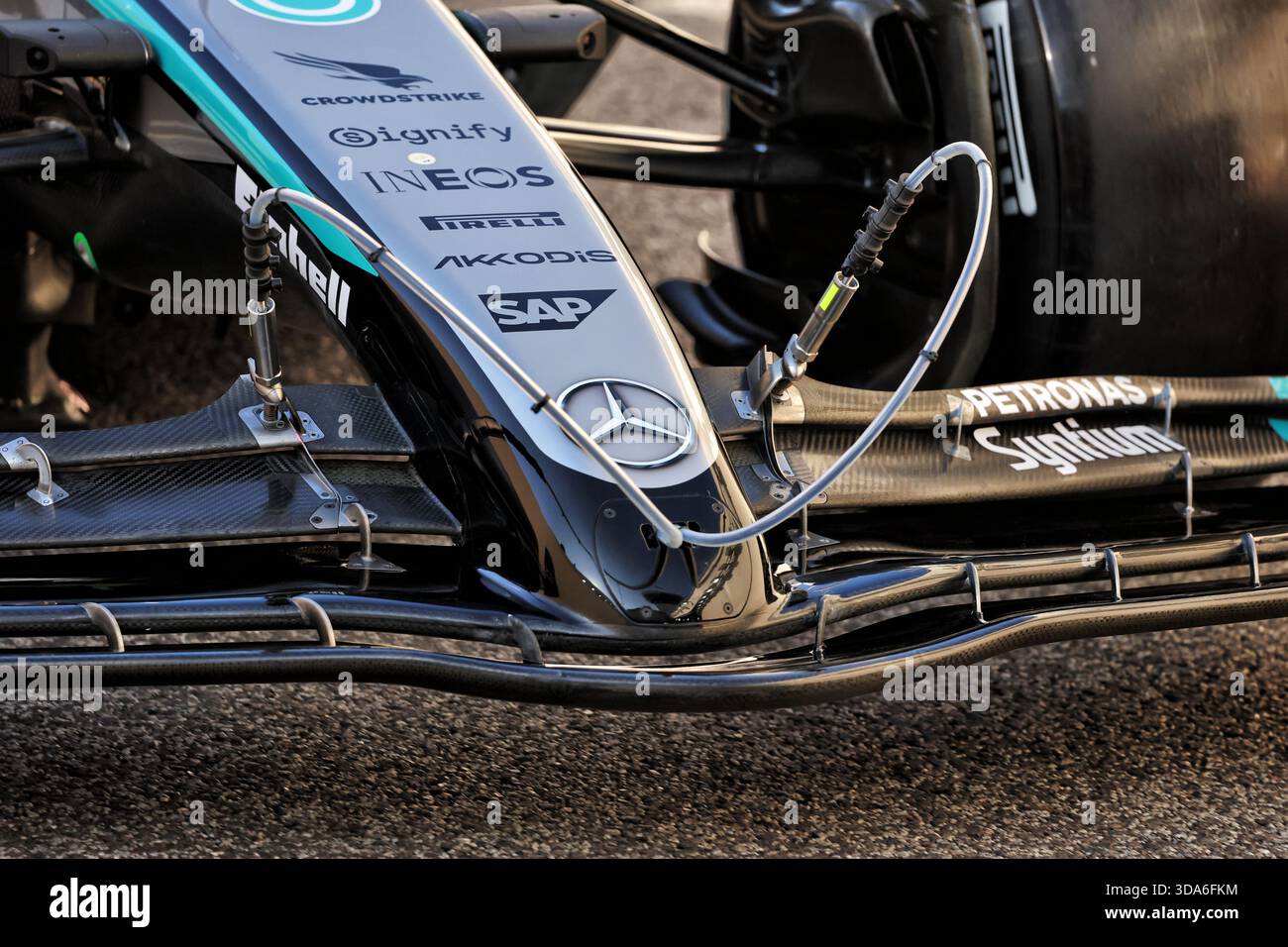 Andrea Kimi Antonelli (ITA) Mercedes AMG F1 W16 - tubes in the front ...