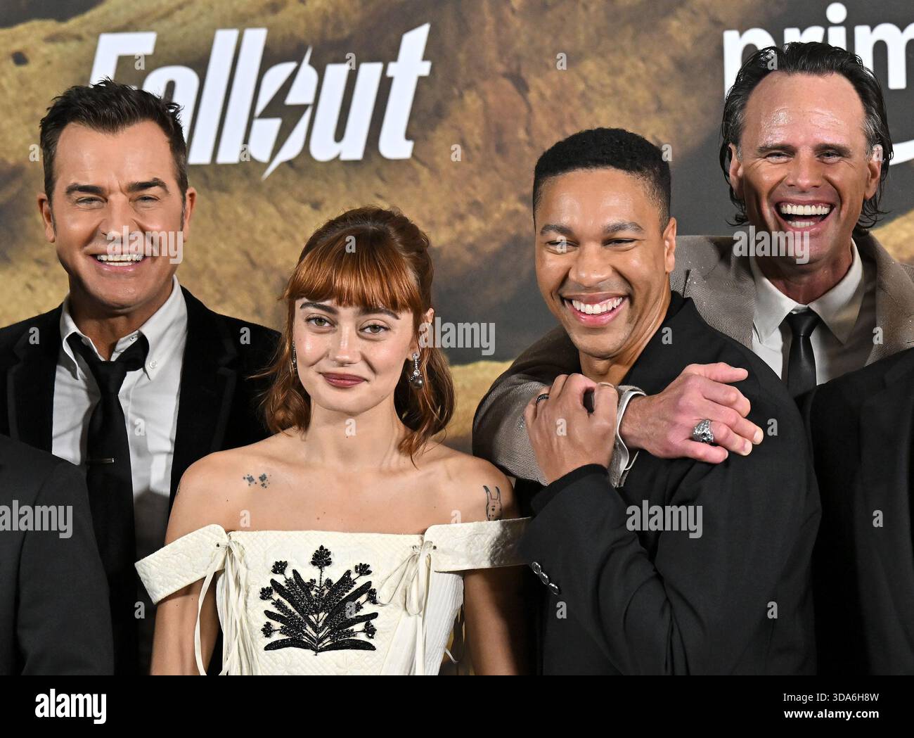 Los Angeles, USA. 08th Dec, 2025. Justin Theroux, Ella Purnell, Walton ...