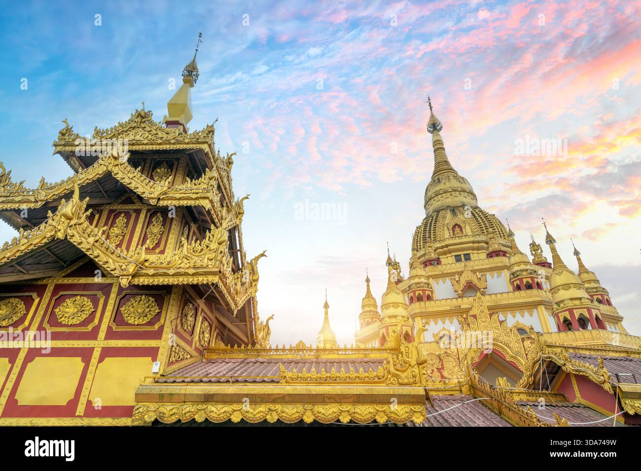 Meng Huan Grand Golden Pagoda Park, Dehong, Yunnan, China Stock Photo ...