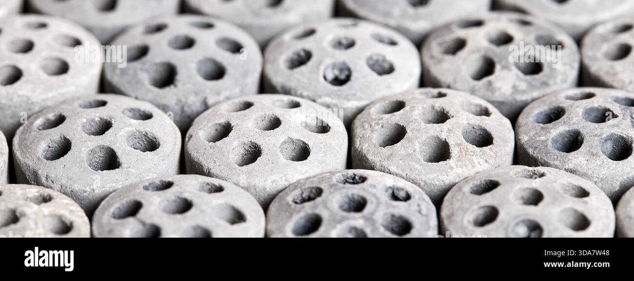 Carbon dioxide reforming of methane nickel catalyst seven holes ...