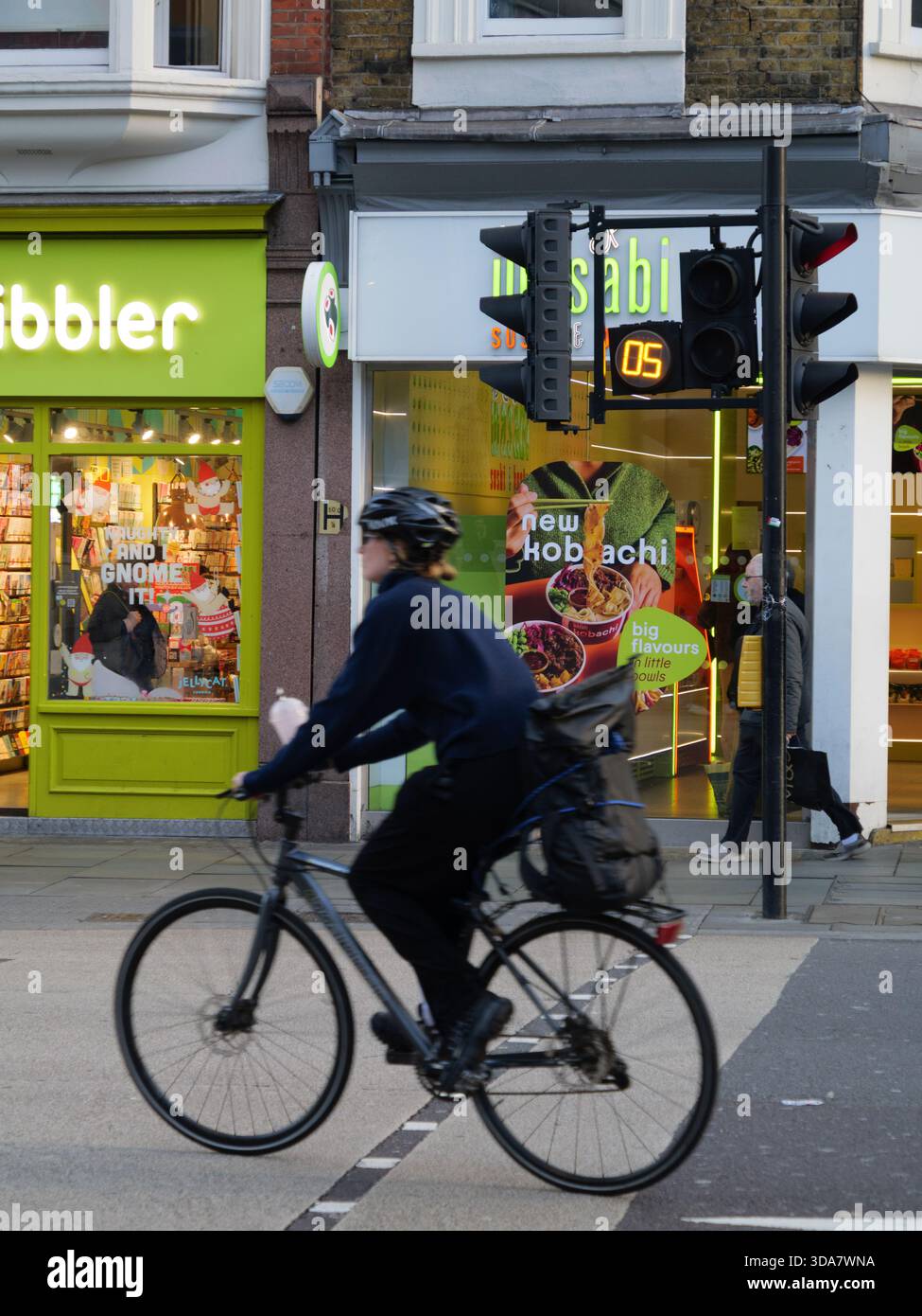 Cyclist jumping traffic lights hi-res stock photography and images - Alamy