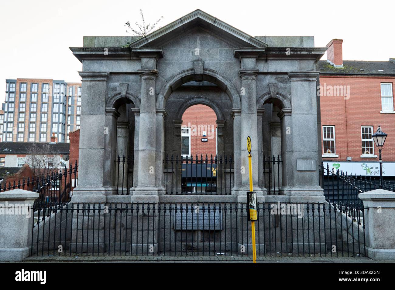 Lying in hospital in dublin hi-res stock photography and images - Alamy