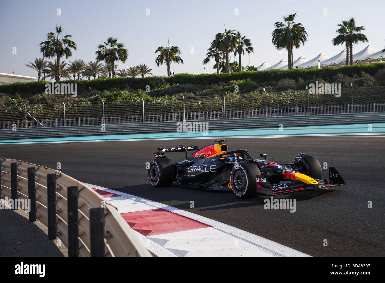 37 IWASA Ayumi (jpn), Red Bull Racing RB21, action during the 2025 ...
