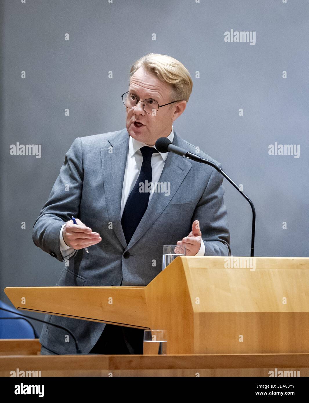 THE HAGUE - Robert Tieman, outgoing Minister of Infrastructure and ...
