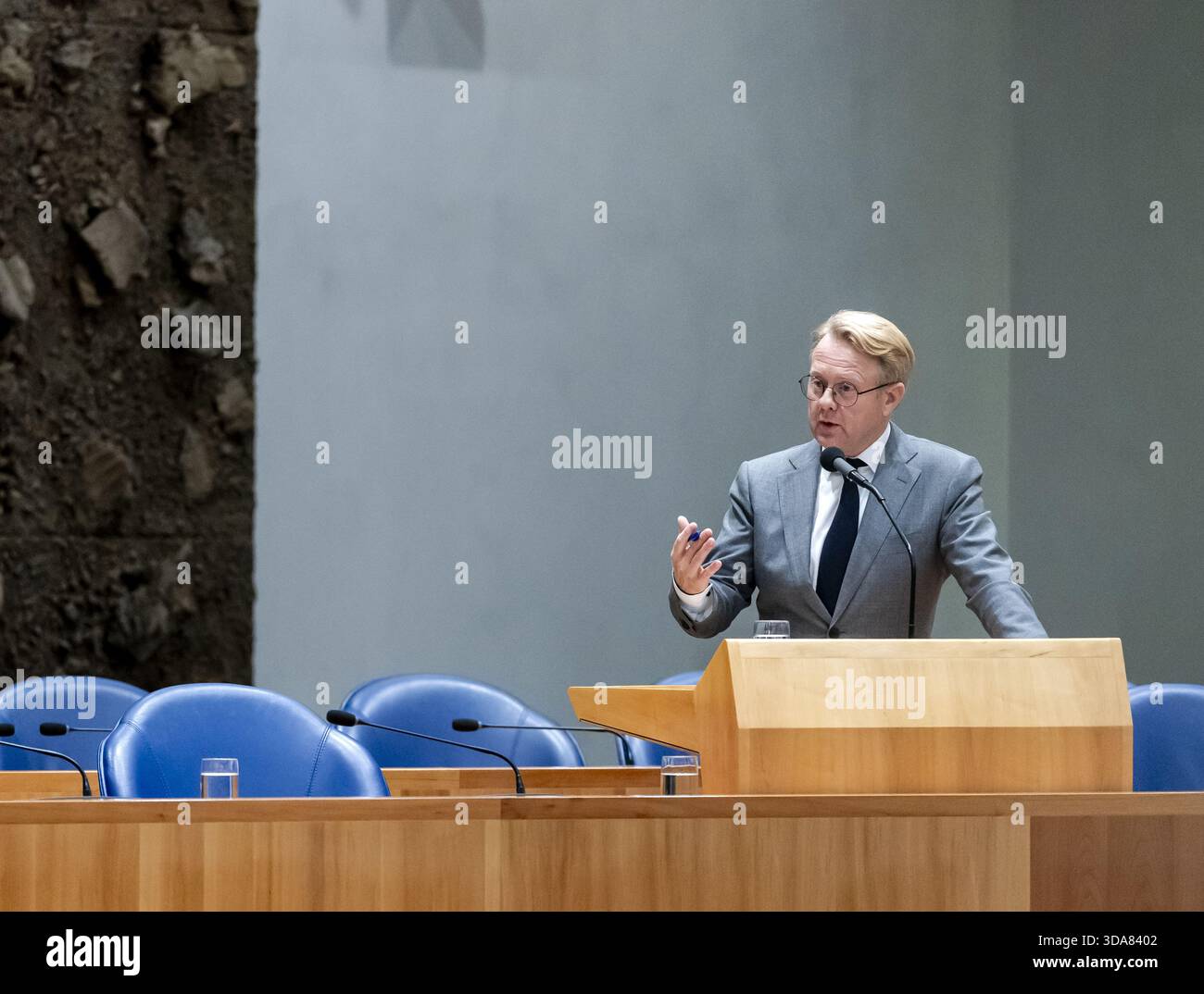 THE HAGUE - Robert Tieman, outgoing Minister of Infrastructure and ...