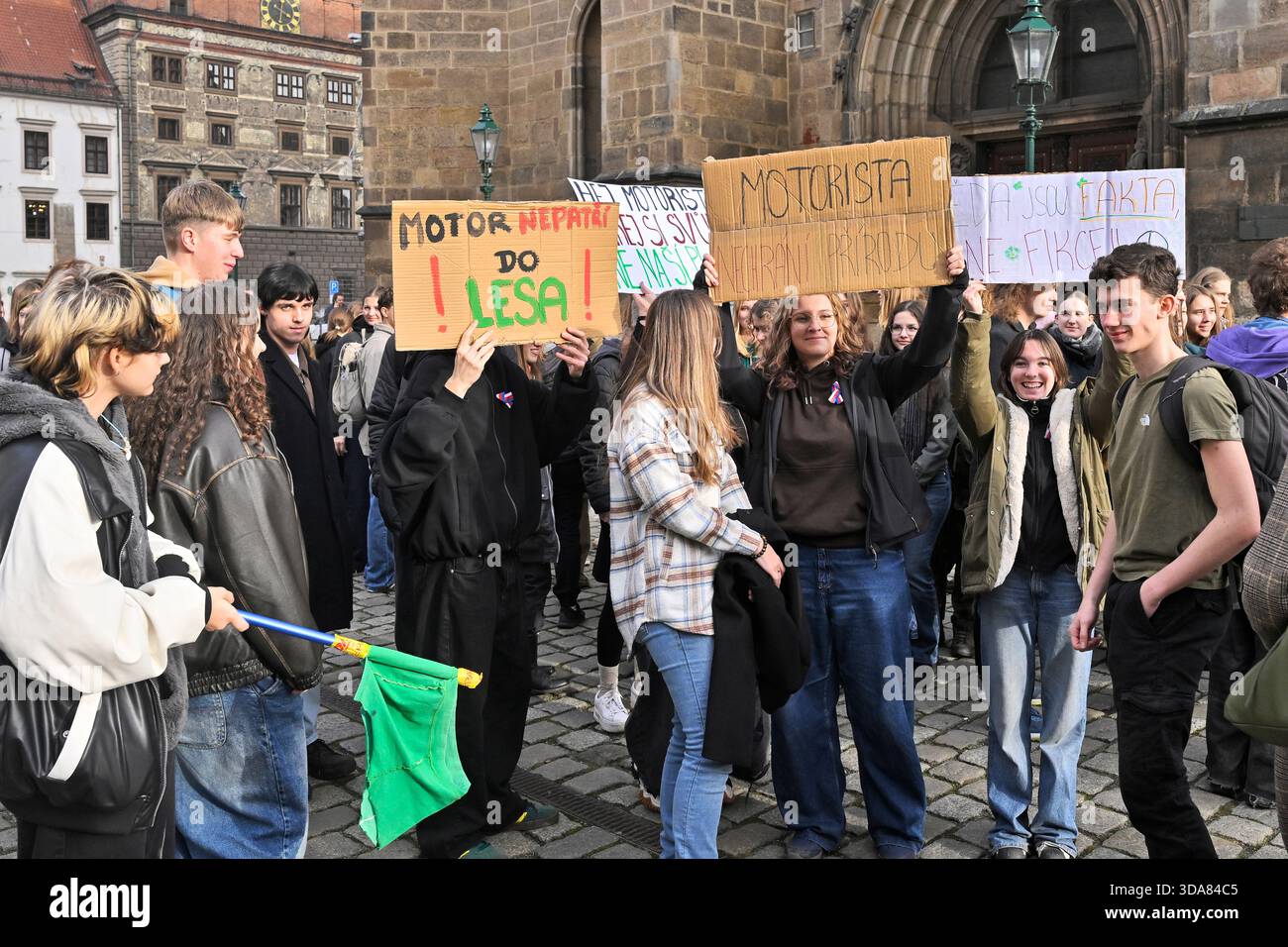 Students stage protest against Motorists to head Environment Ministry ...