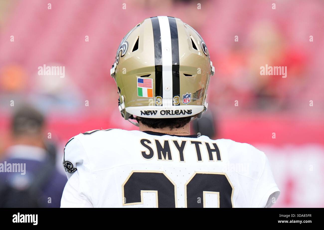 New Orleans Saints place kicker Charlie Smyth (39) against the Tampa ...