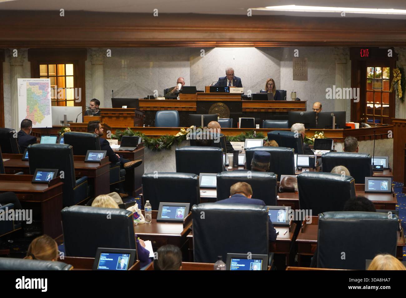 Indiana senators meet in the Senate chamber to discuss the new ...