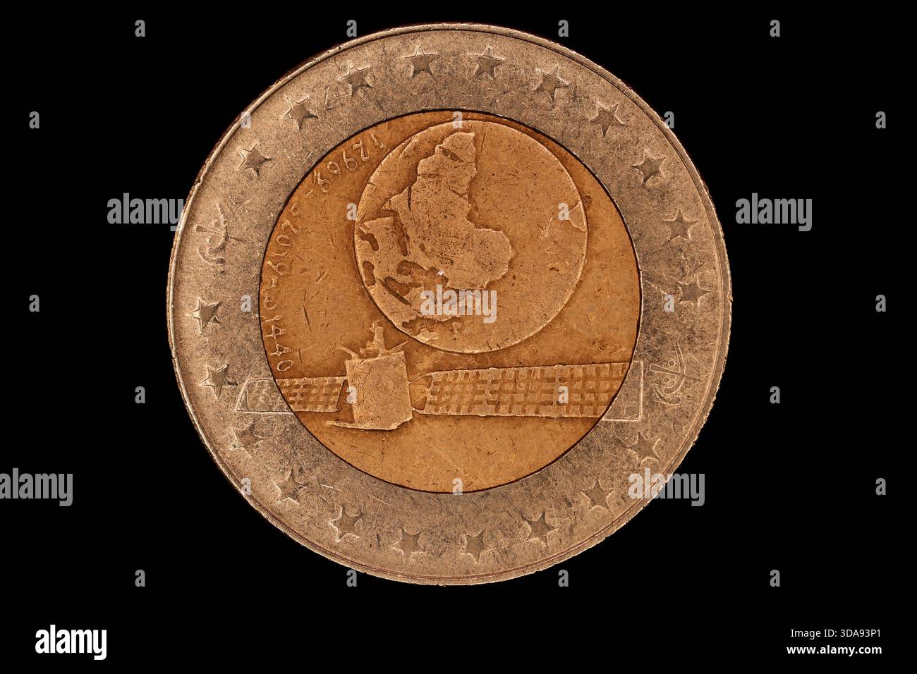 Editorial image of an Algerian 100 Dinar coin showing detailed ...