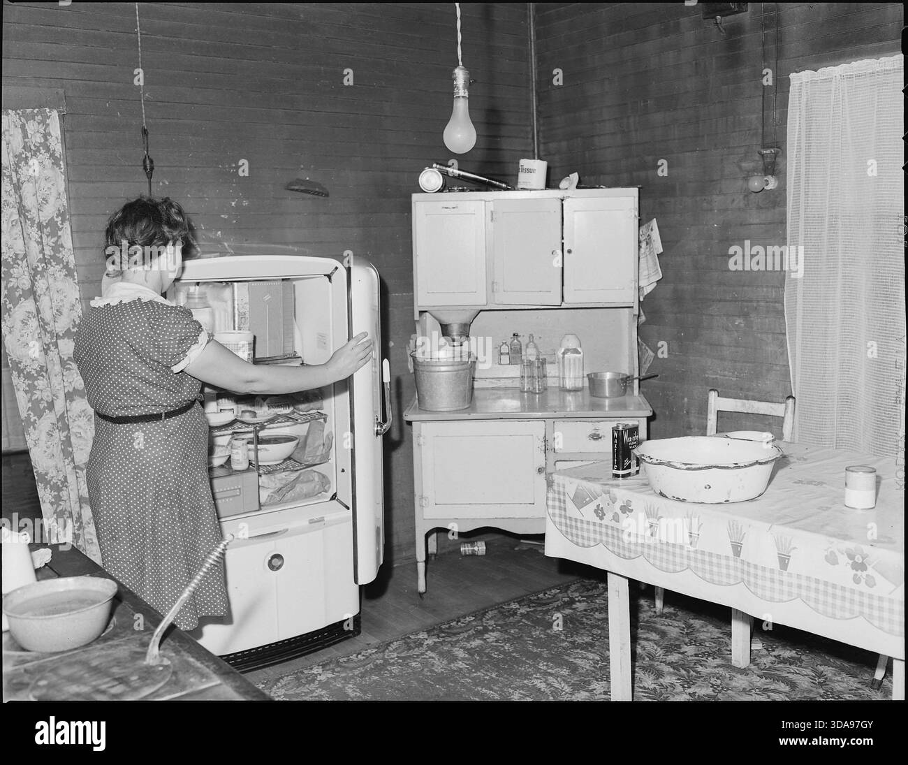 Children labor usa Black and White Stock Photos & Images - Alamy