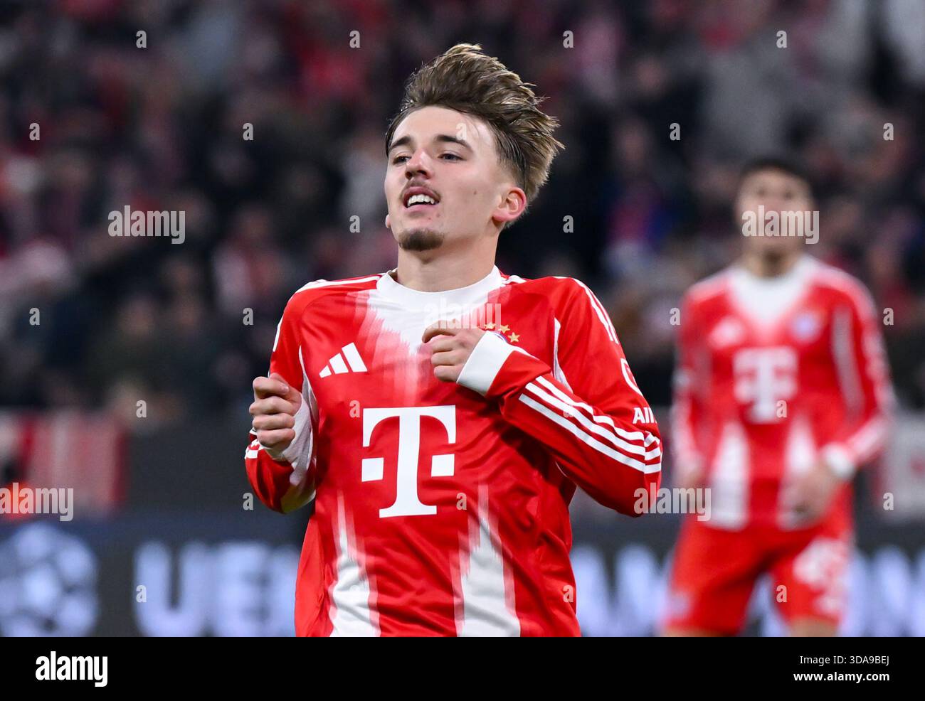 09 December 2025, Bavaria, Munich: Soccer: Champions League, Bayern ...