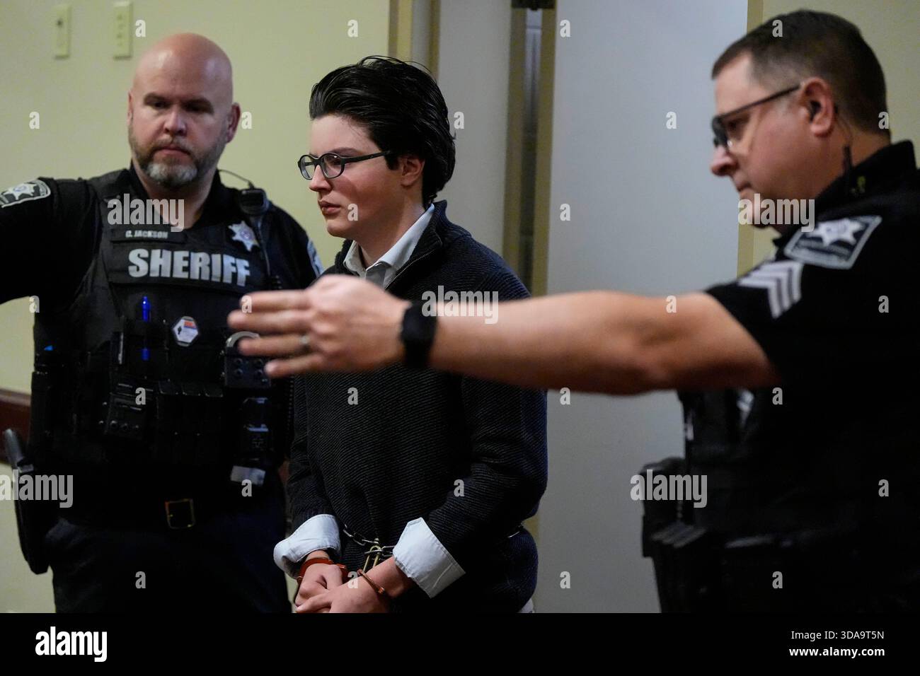 School shooting suspect Colt Gray enters the Barrow County Courthouse ...