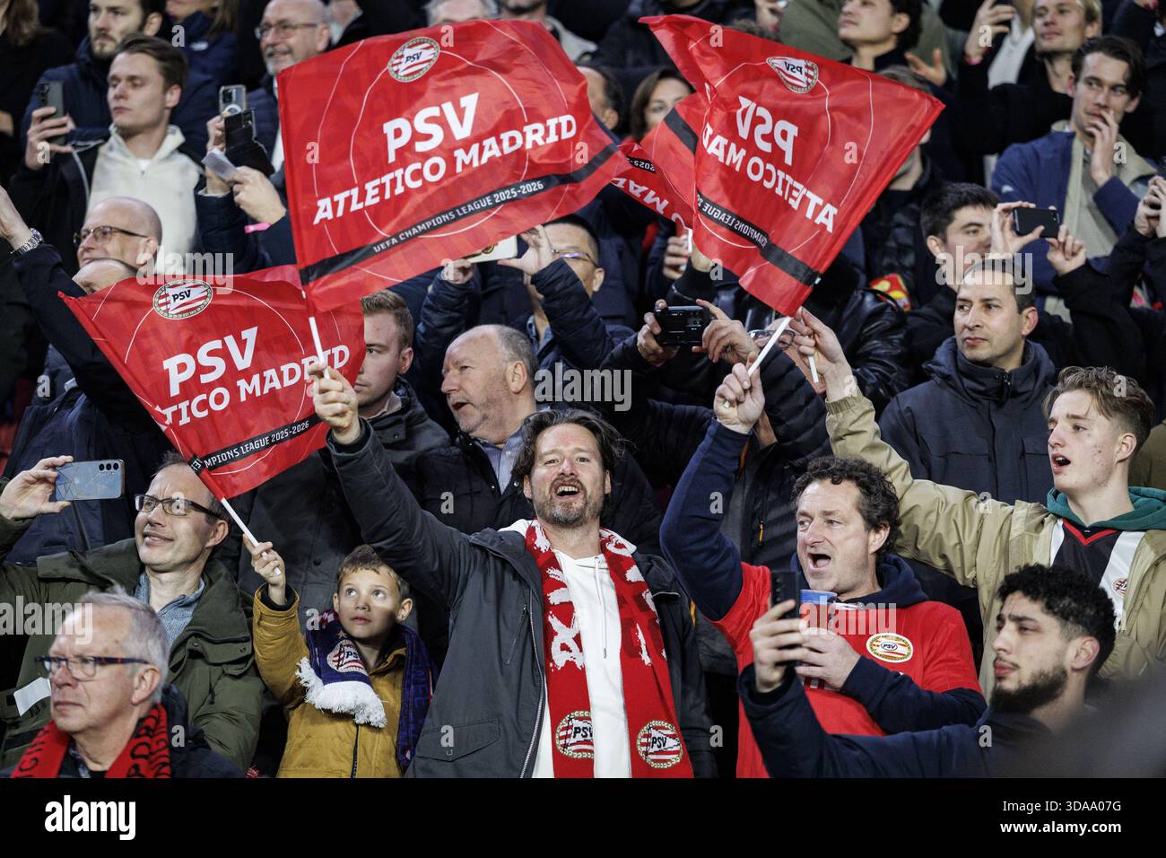 EINDHOVEN - Spectators during the UEFA Champions League match between ...