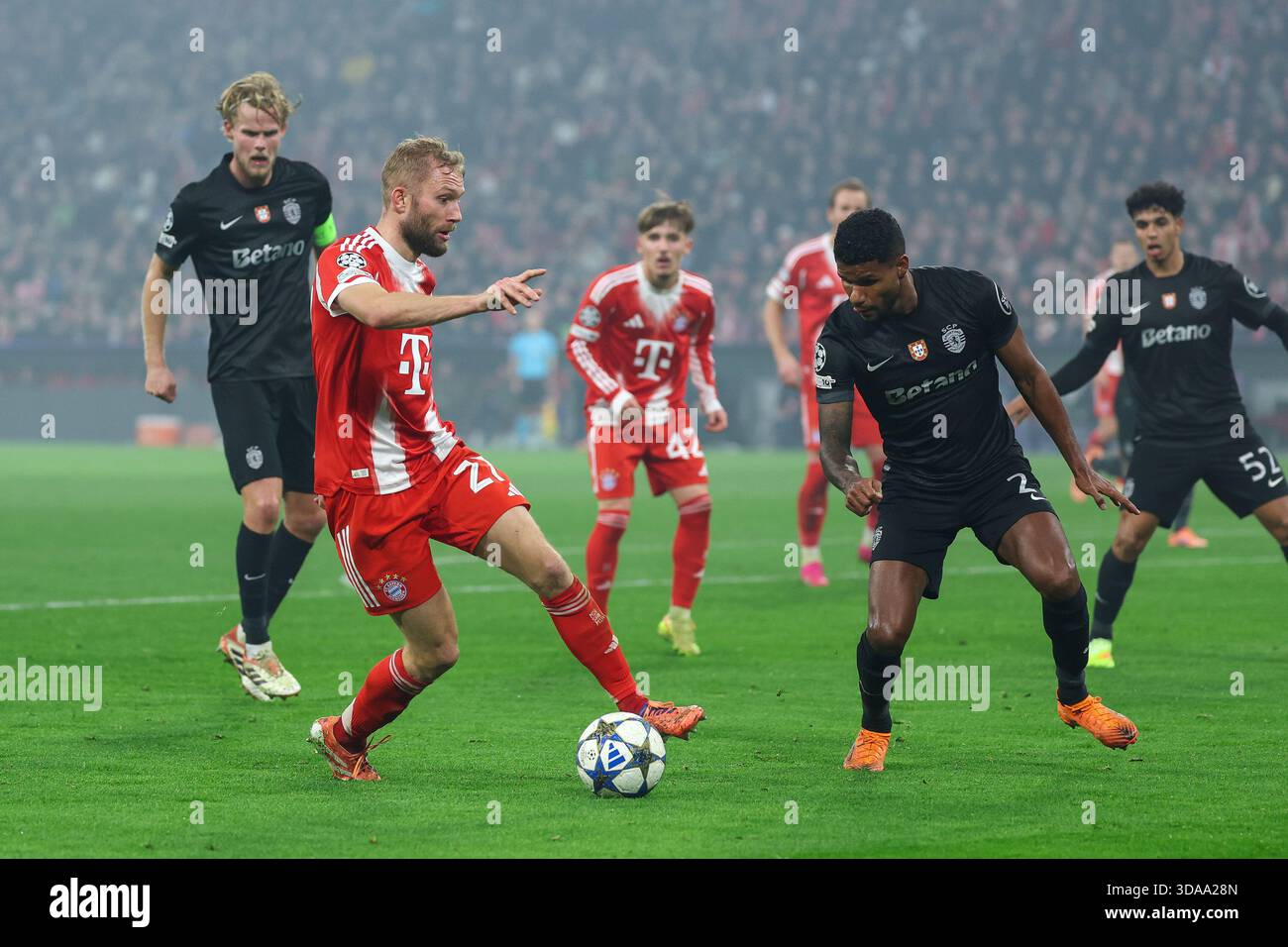 Fussball Champions League 6. Spieltag FC Bayern Muenchen - Sporting ...