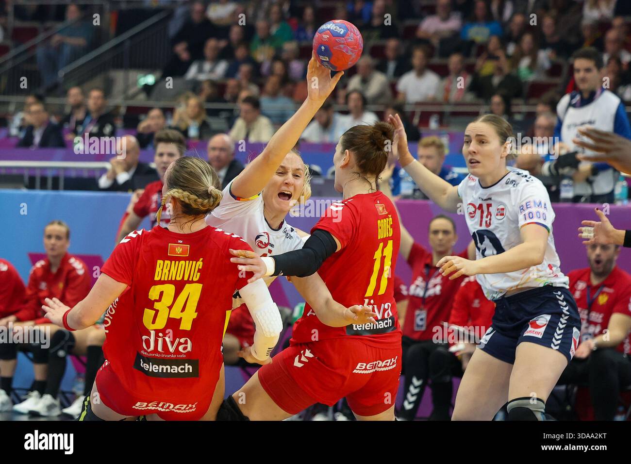 12/09/2025, Westfalenhalle, Dortmund, GER, Dortmund, 27th Women's World ...