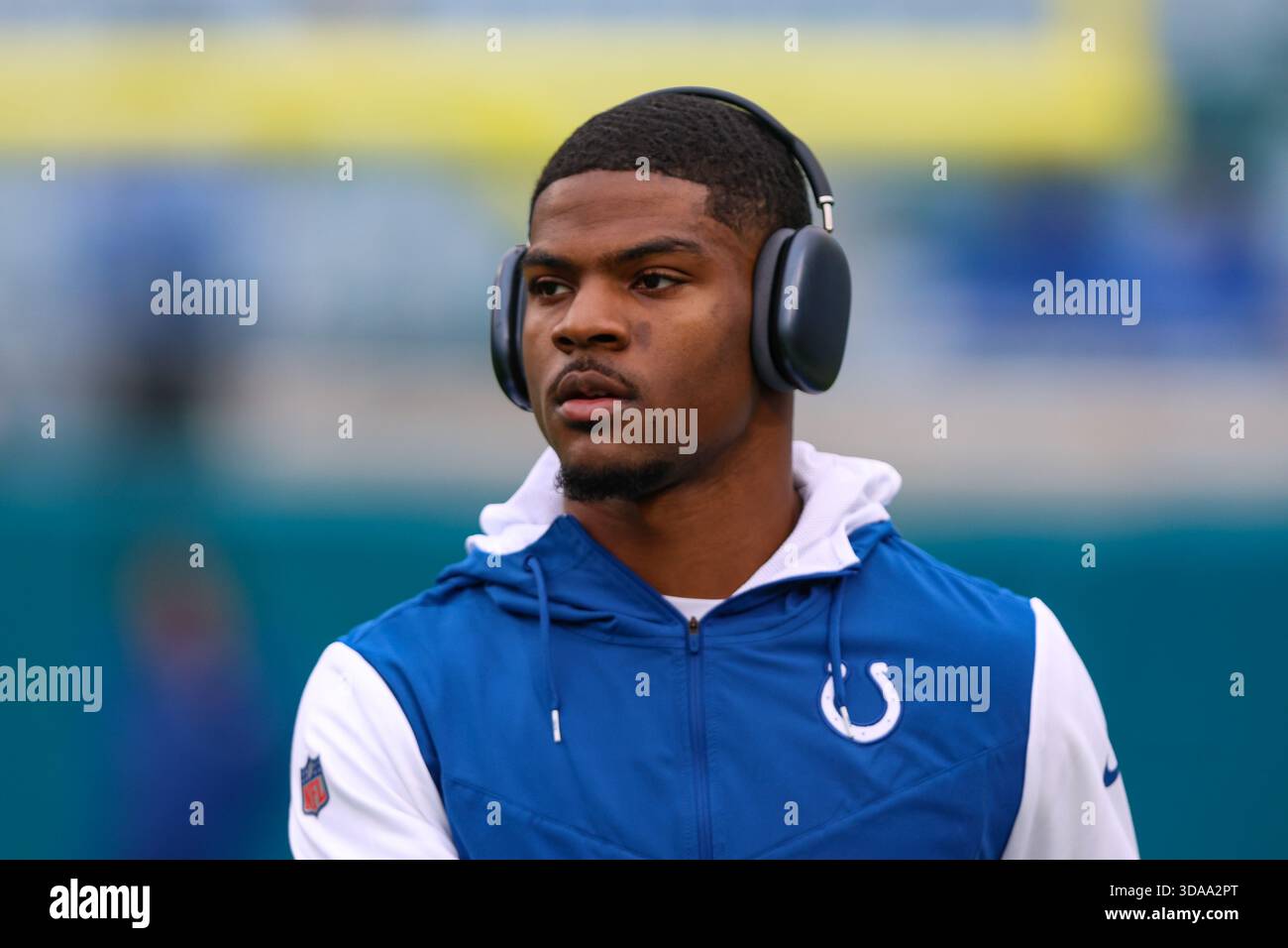 Indianapolis Colts tight end Will Mallory (86) warms up before an NFL ...