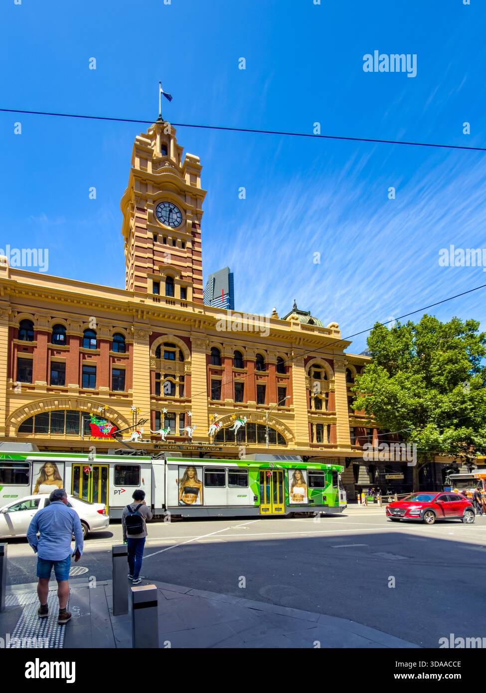 Melbourne, VIC, Australia. December 09, 2025. - Flinders Street Station ...