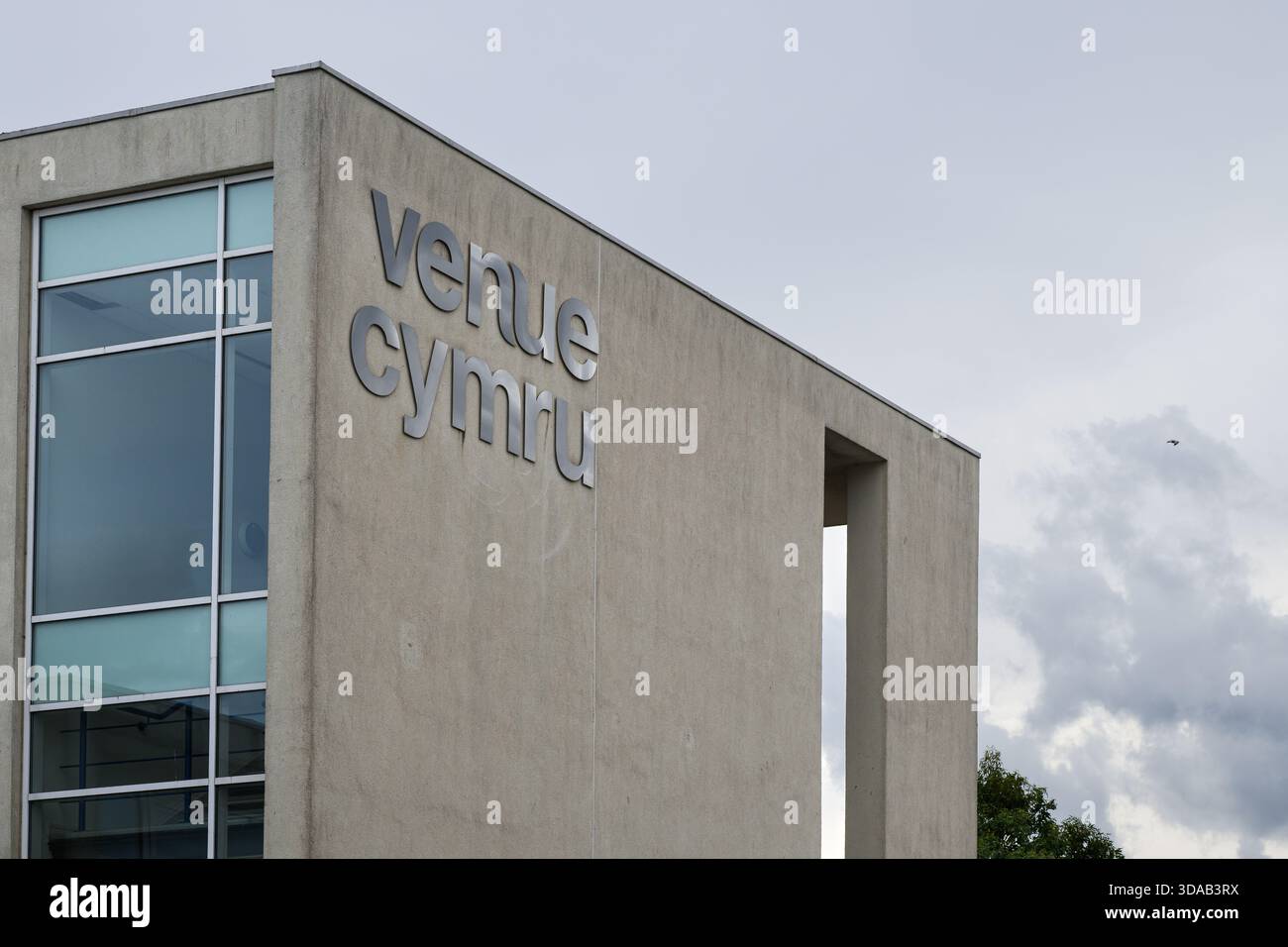 Llandudno venue cymru exterior hi-res stock photography and images - Alamy