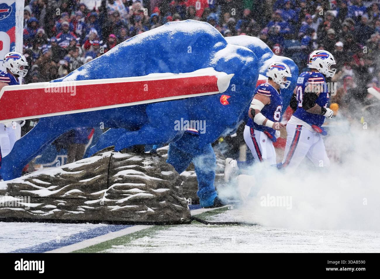 Buffalo Bills offensive tackle Alec Anderson, right, and center Connor ...
