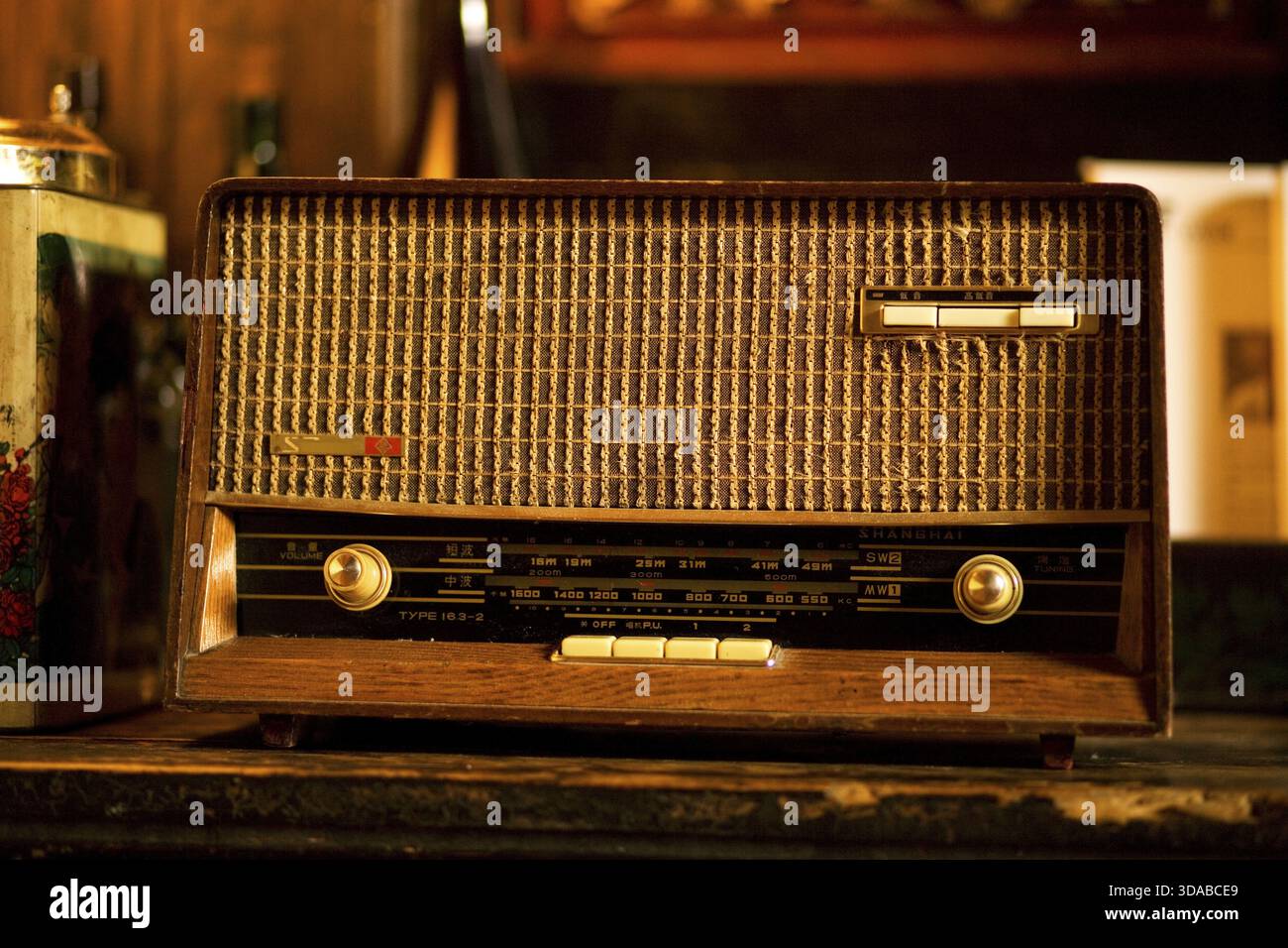 Portrait of Vintage Radio Stock Photo - Alamy